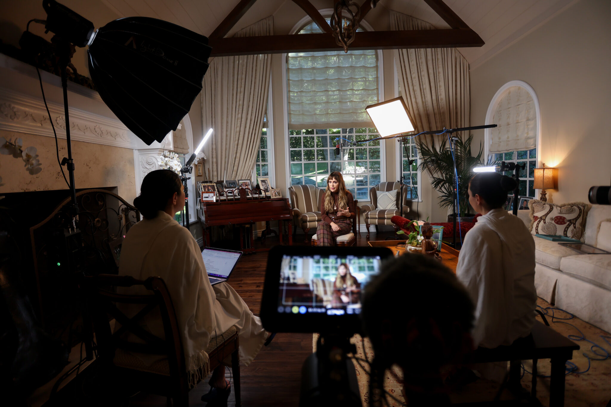 First Look: Alyssa Milano’s Perimenopause Docu-Series ‘Balance ...